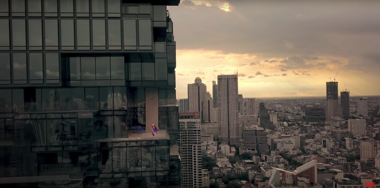 เมื่อแร็ปเปอร์เจอหมอลำ ใน “KAOW MA (เข้ามา)” DABOYWAY feat. อังคนางค์ ...