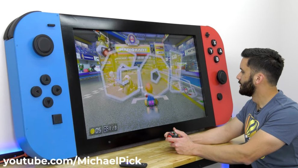 Nintendo Switch เครื่องใหญ่ที่สุดในโลก จากการสร้างสรรค์ของ Michael Pick ...