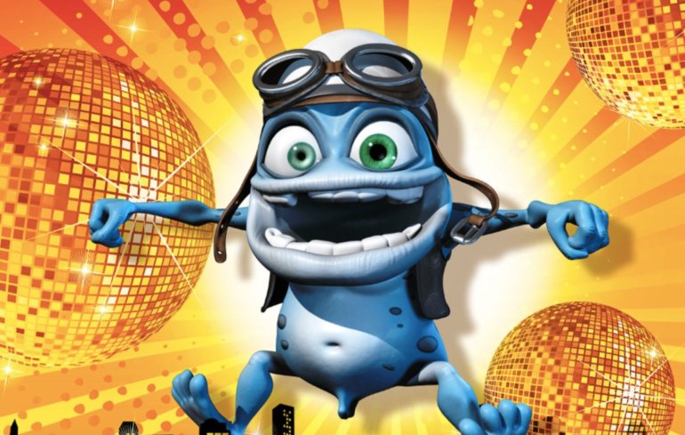 จี๊ด! กองทัพยูเครนปล่อยคลิปบึ้มรถถังประกอบเพลงเทคโน 'Crazy Frog' เย้ย ...