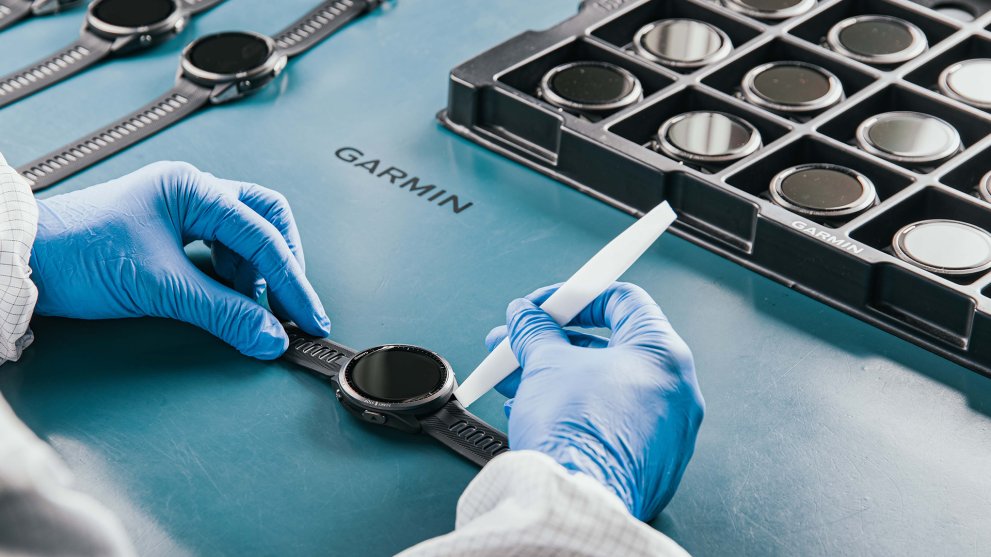 ทัวร์โรงงานผลิต Garmin ด้วยวิธีการผลิตคล้ายทำพิซซ่า กับการทดสอบกว่า 10 ...