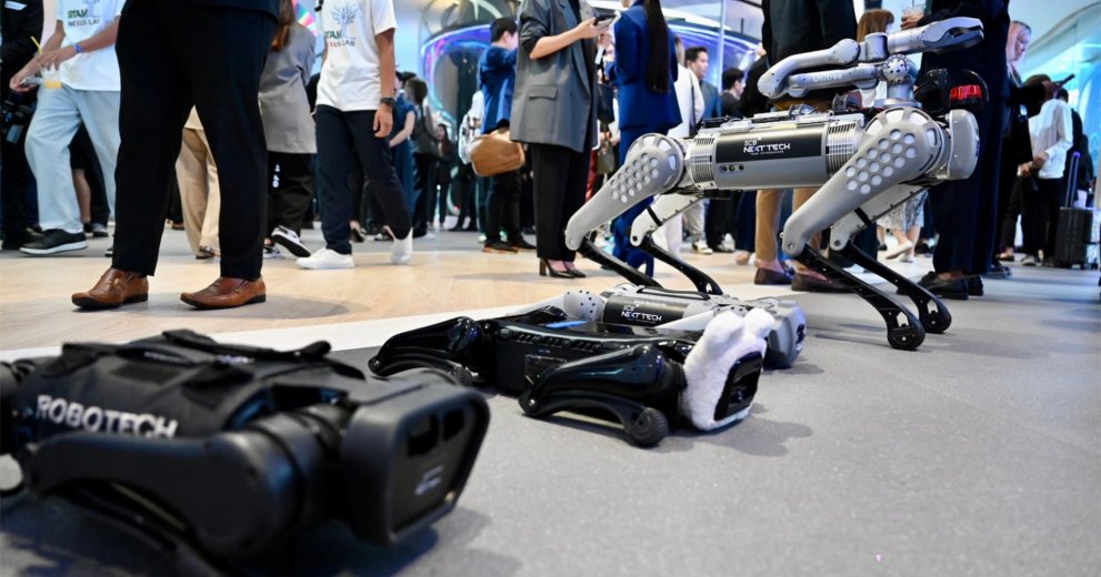 พาชม SIAM PARAGON NEXT TECH x SCBX เทคคอมมูนิตี้เพื่อการเรียนรู้โลก ...