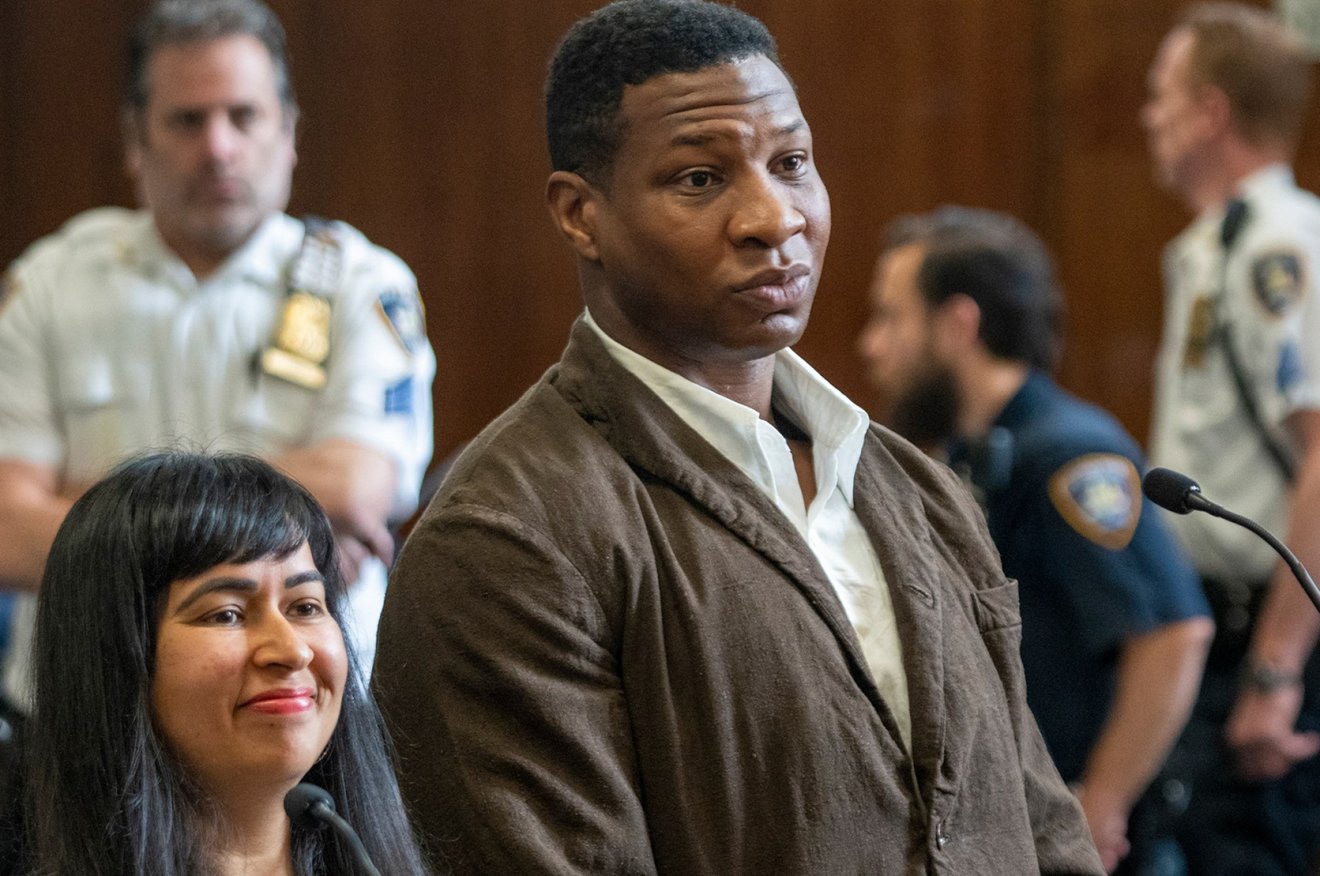 ปิดคดี ! Grace Jabbari อดีตแฟนสาวถอนฟ้อง Jonathan Majors ข้อหาทำร้าย ...