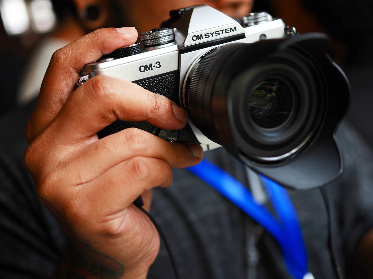 สัมผัสแรก ! OM System OM-3 เป็นมากกว่ากล้องดีไซน์ Retro จบหลังกล้อง ...