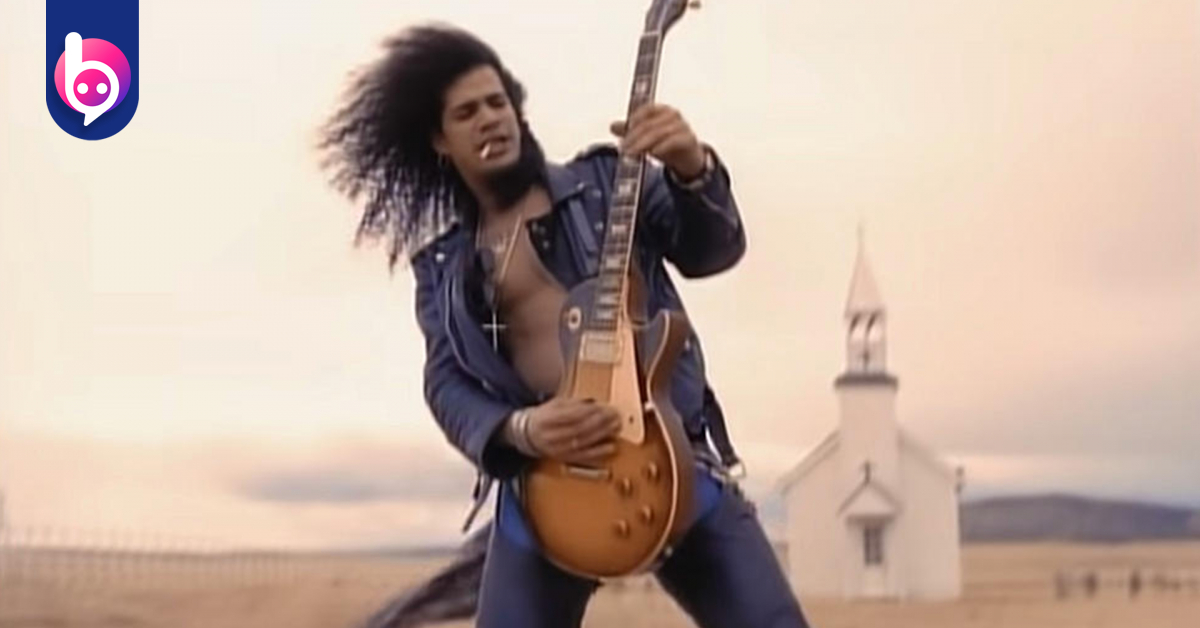 Slash เกือบตาย ตอนโซโล MV “November Rain” อยู่หน้าโบสถ์ - BT beartai